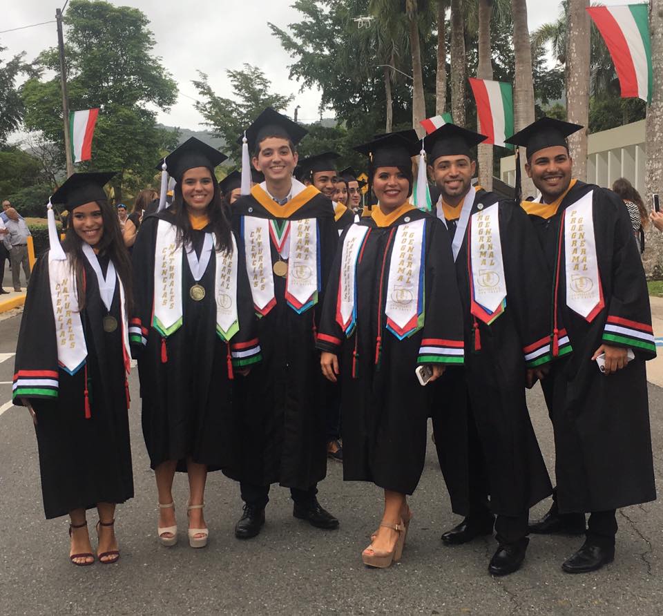 UPR Cayey gradúa 538 nuevos profesionales en empresas, artes, ciencias ...