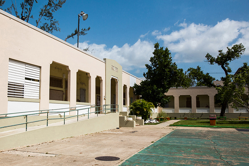 UHS recibe acreditación de la Middle States Association Commissions ...